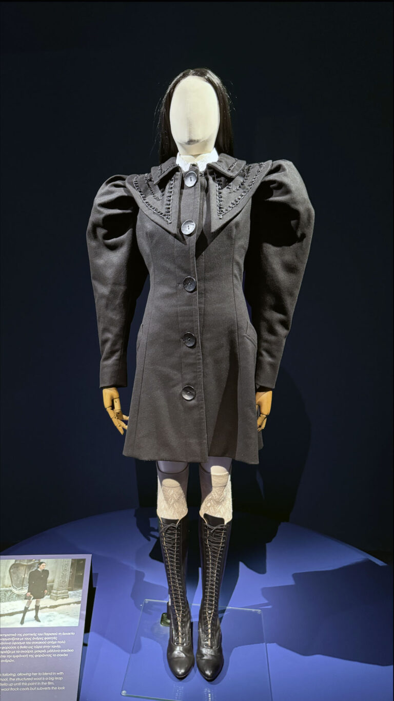 I costumi del film Poor Things - Sartoria MadameFLO